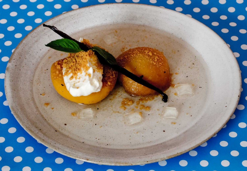 Poached peaches with mascarpone, gingernut crumb & wine jelly - Juanita ...